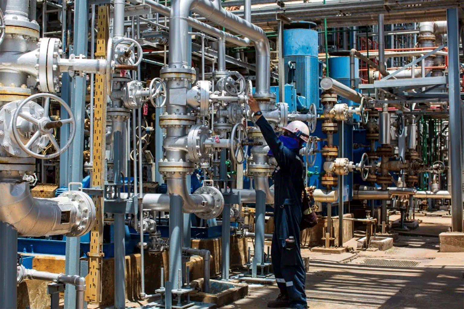 Visual Inspection: An In-Depth Guide [New for 2025]